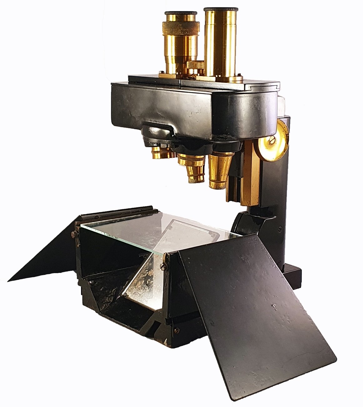 Figure 1. Watson’s low power binocular dissecting microscope (left) and ...
