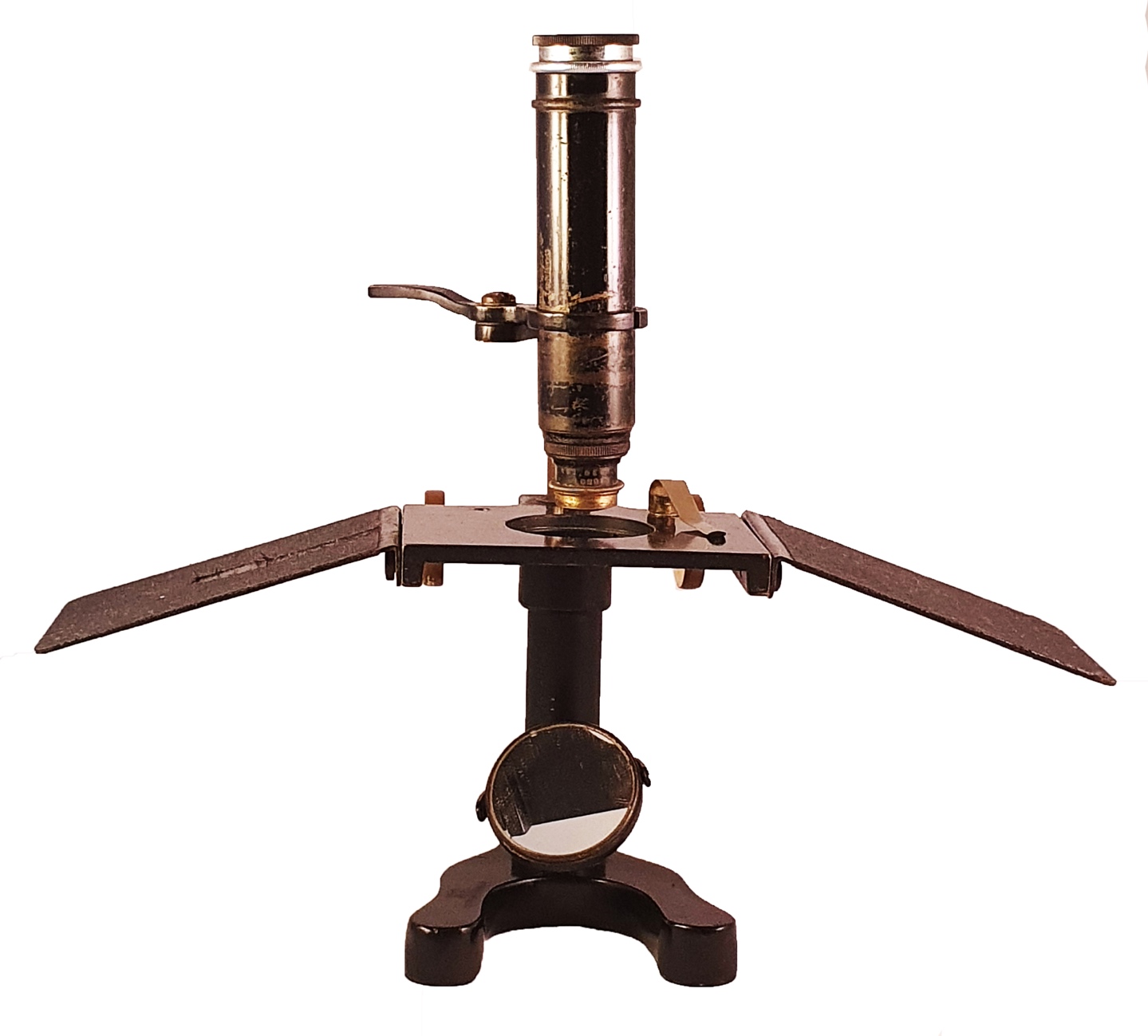 A picture containing table, stoveDescription automatically generated